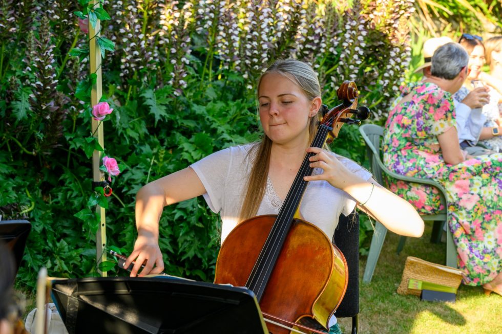 The Moat Garden Party, 10th July | Alexander Devine Children's Hospice ...